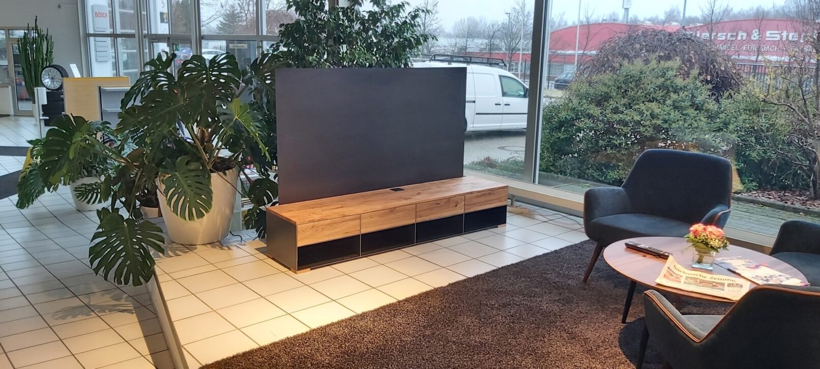 XXL TV-Lowboard In Stahl Un Eiche №4 + Sichtschutz Rückwand